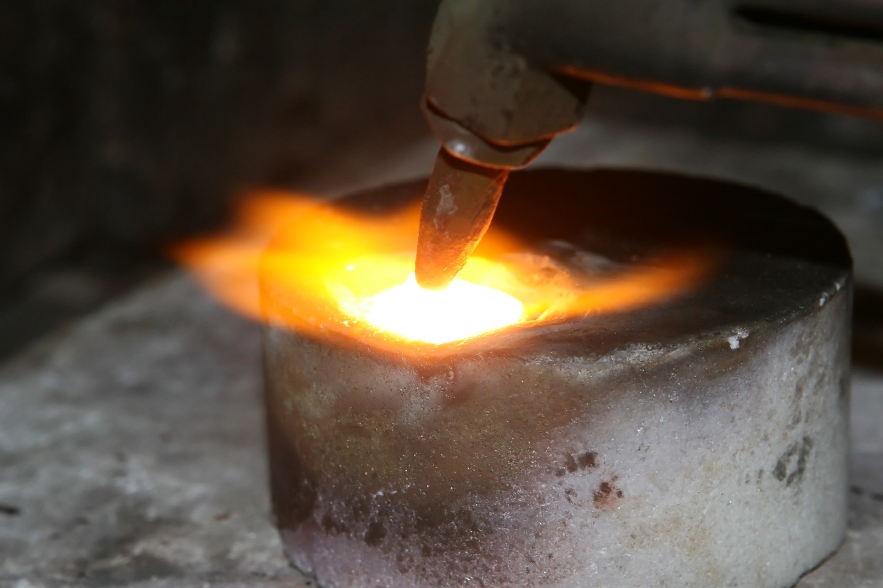 Precious Metals 101 - Diamond Engagement Rings & Fine Jewelry | Diamgold